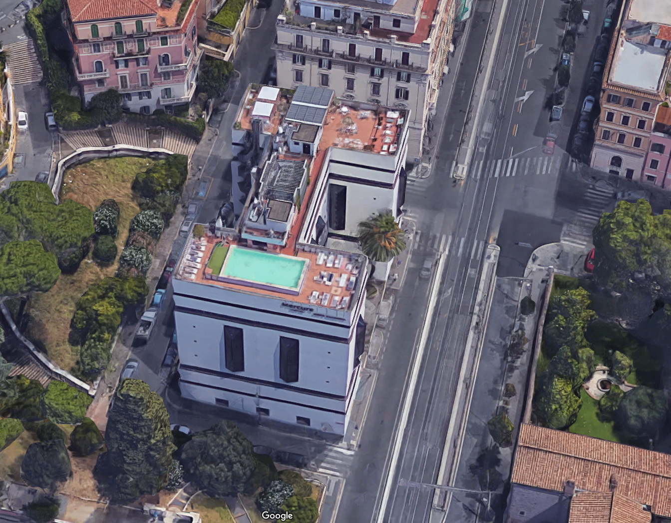 Hotel Delta su via Labicana a Roma - Arch. G. Perugini